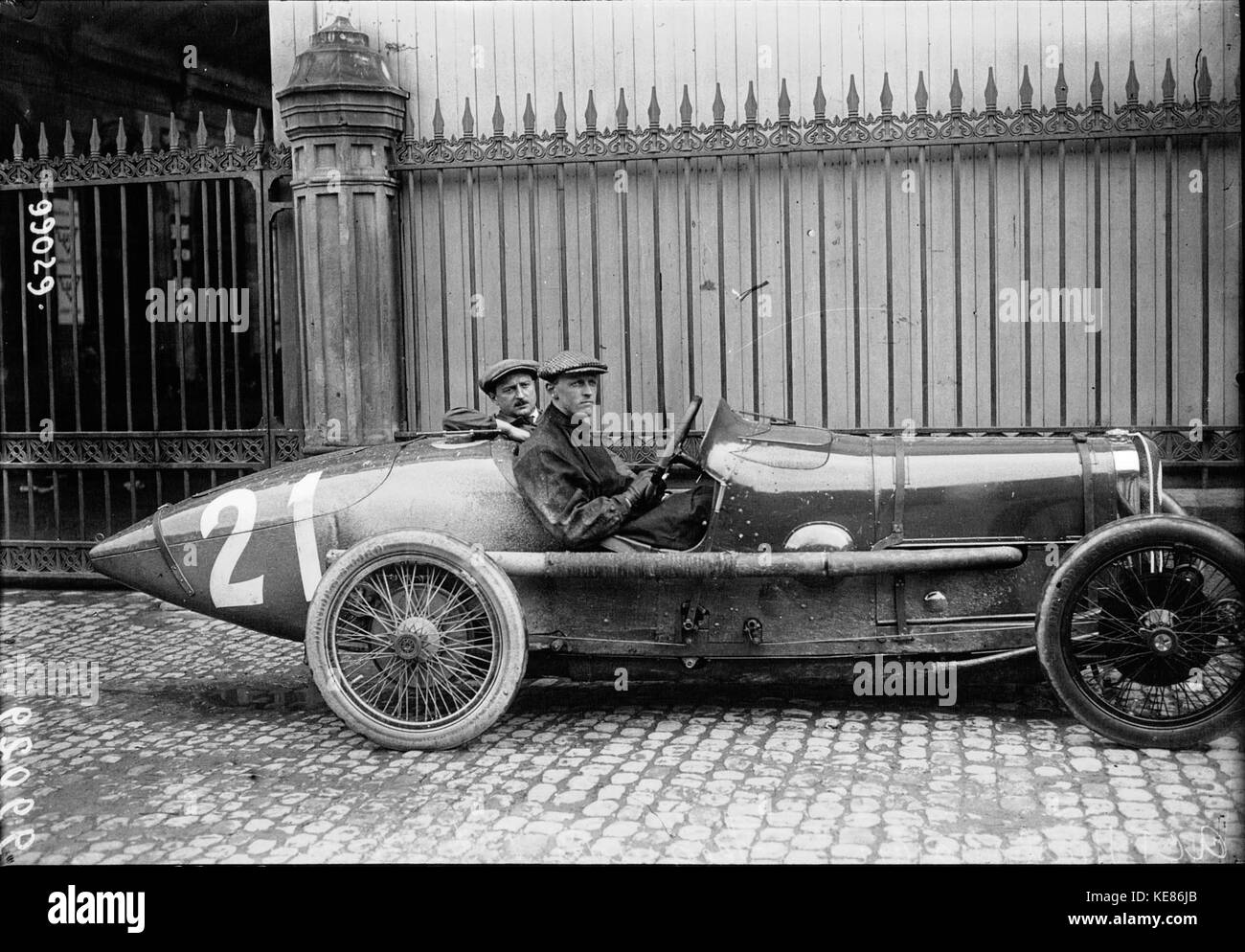Vintage 1922 french grand prix hi-res stock photography and images - Alamy