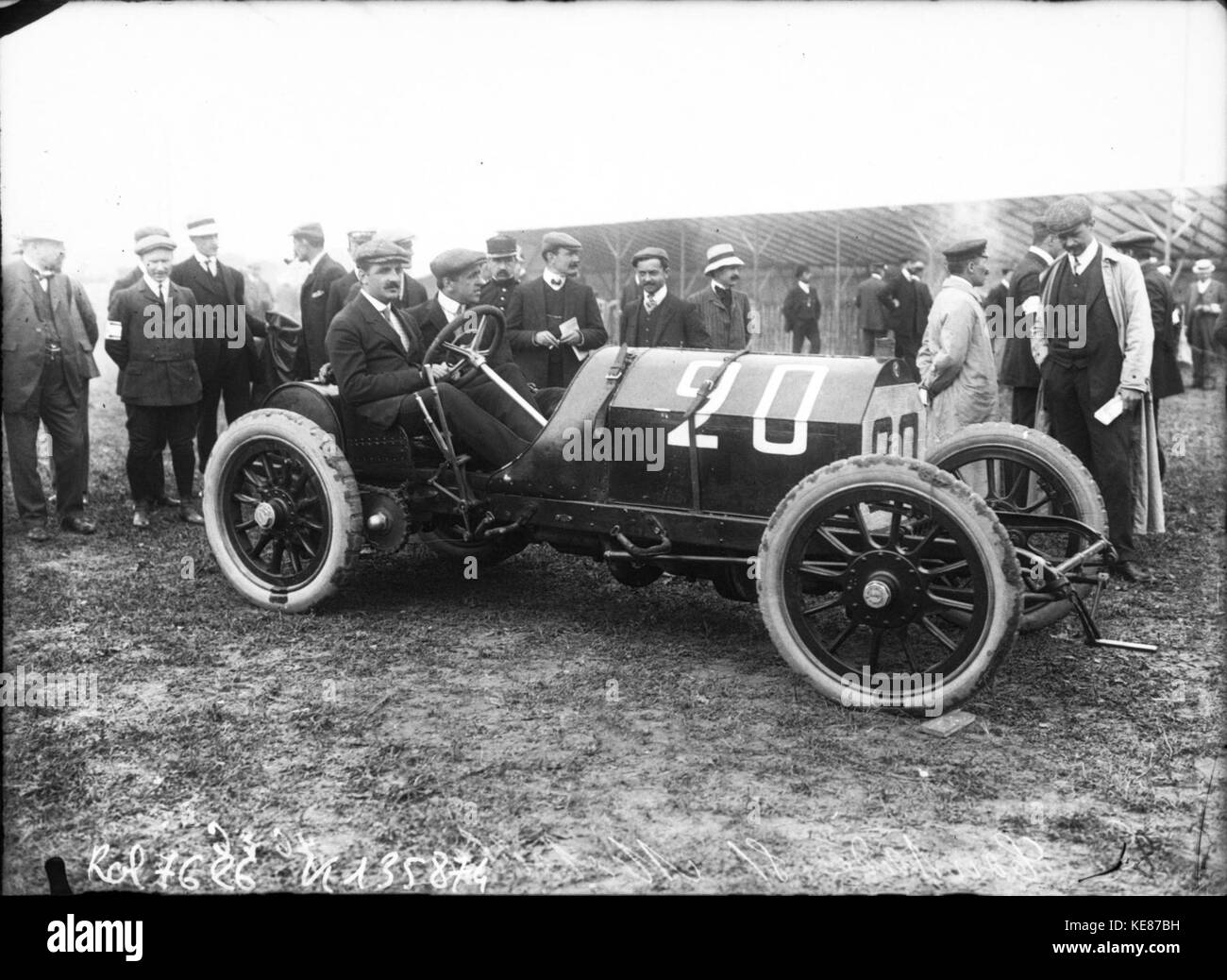 Courtade in his Motobloc at the 1908 French Grand Prix at Dieppe Stock ...