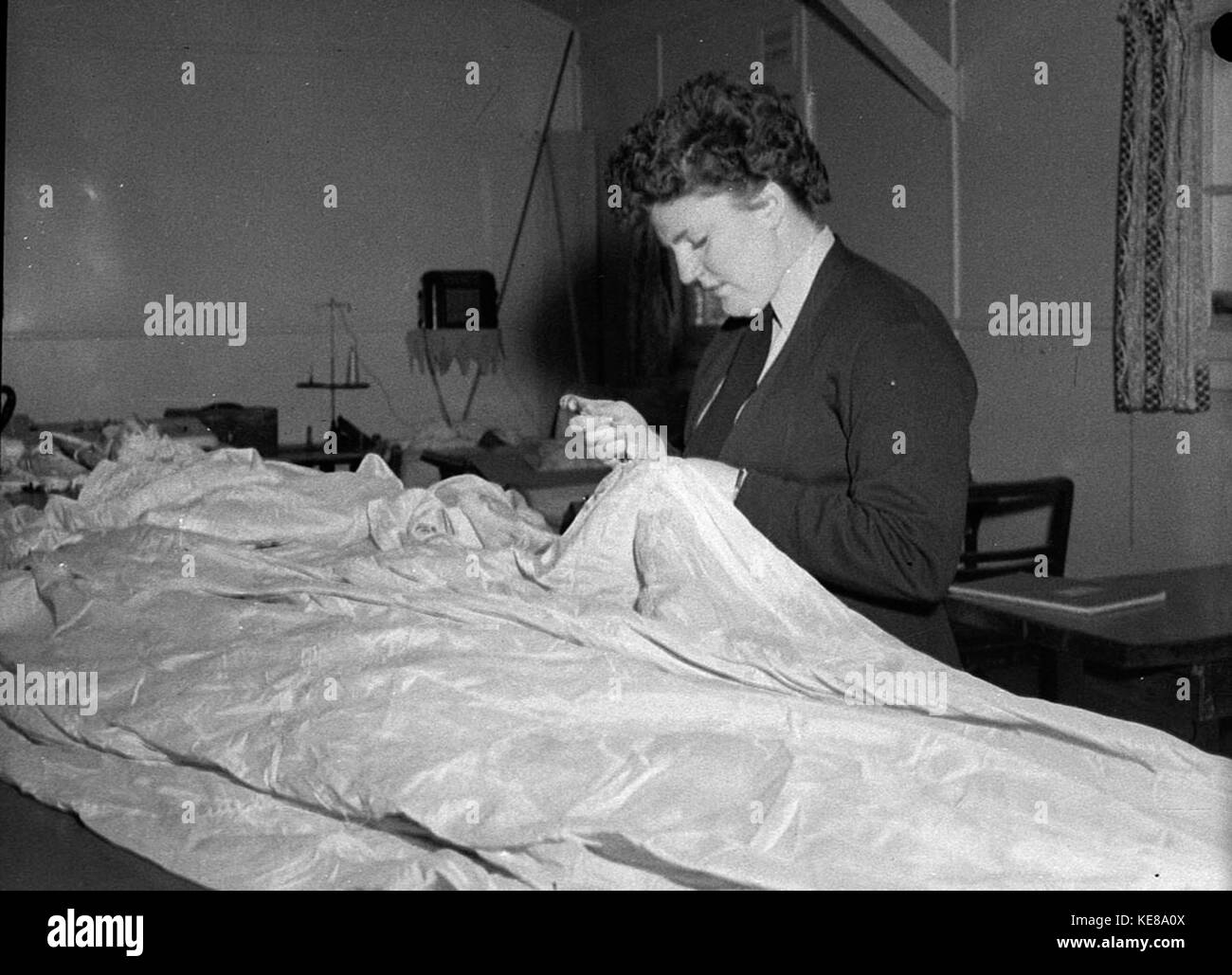 32700 Parachute maintenance section RAAF Williamtown Stock Photo - Alamy