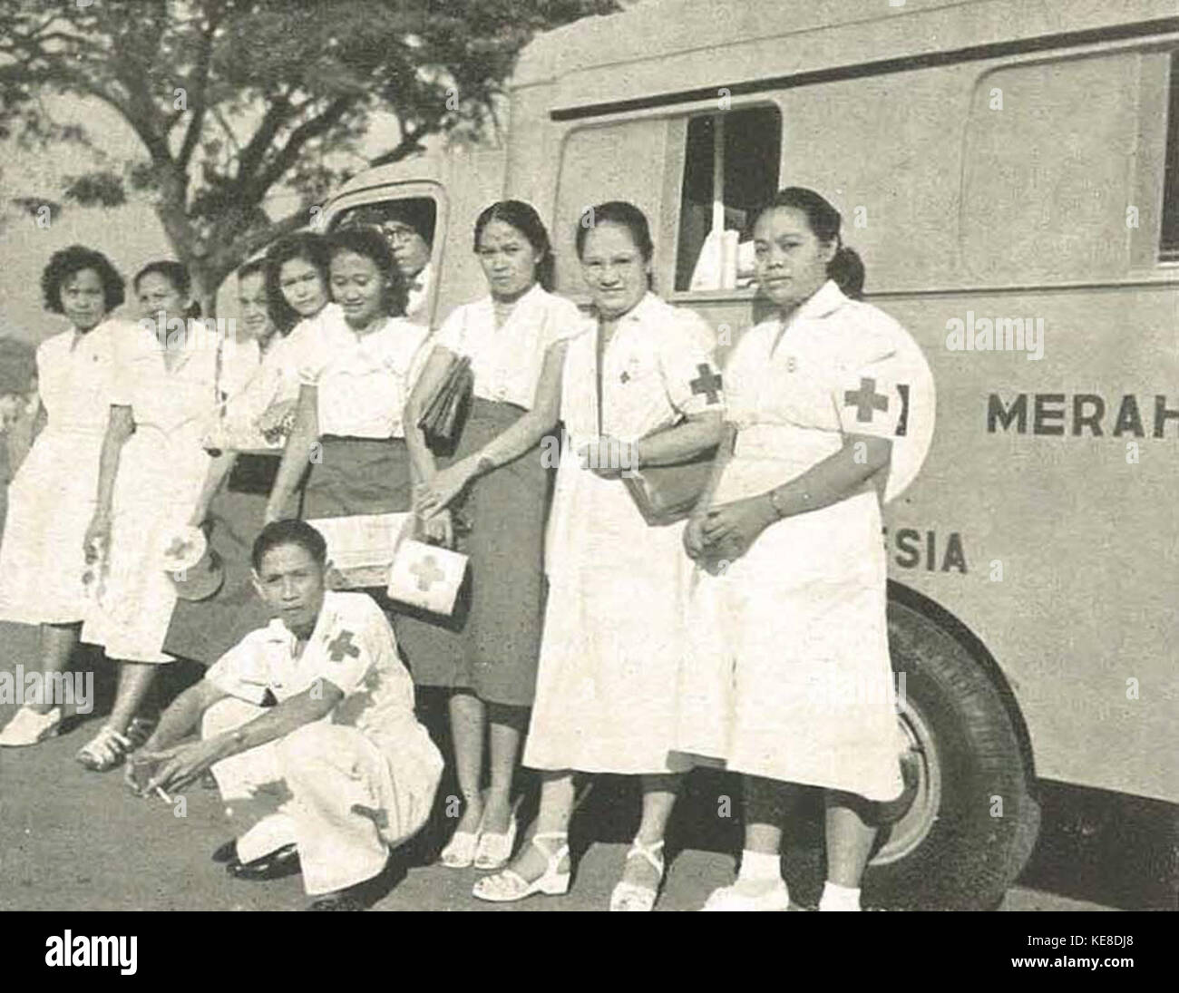 Indonesian Red Cross, Wanita di Indonesia p80 (Ministry of Information ...