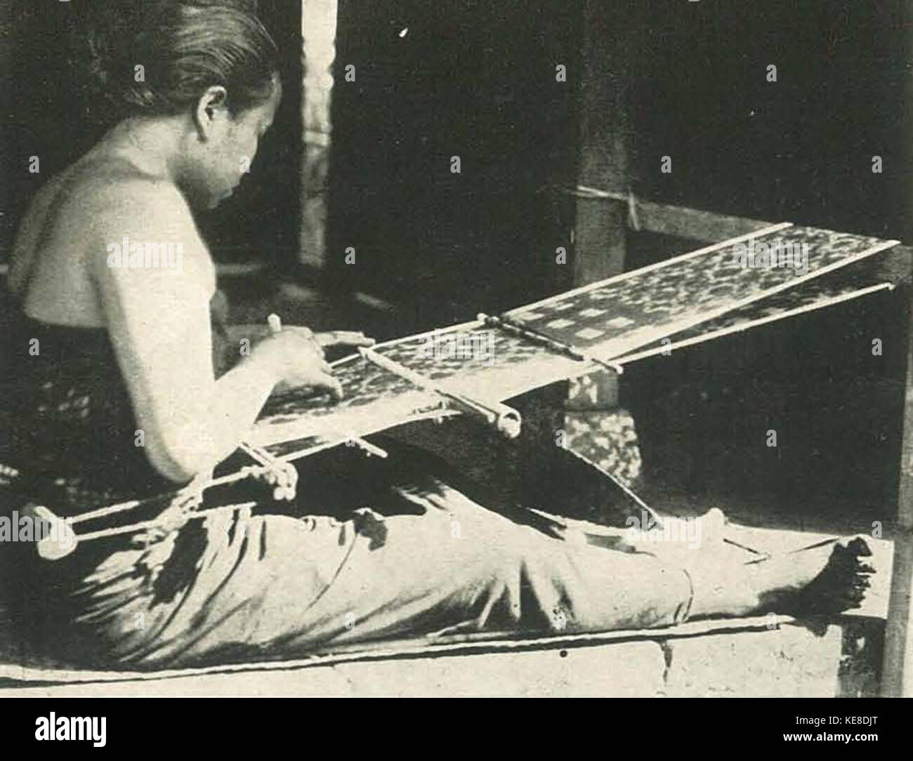 Balinese traditional weaving hi-res stock photography and images - Alamy