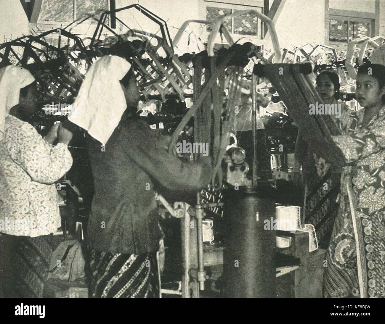 Indonesian women in textile factory, Wanita di Indonesia p95 (Ministry ...