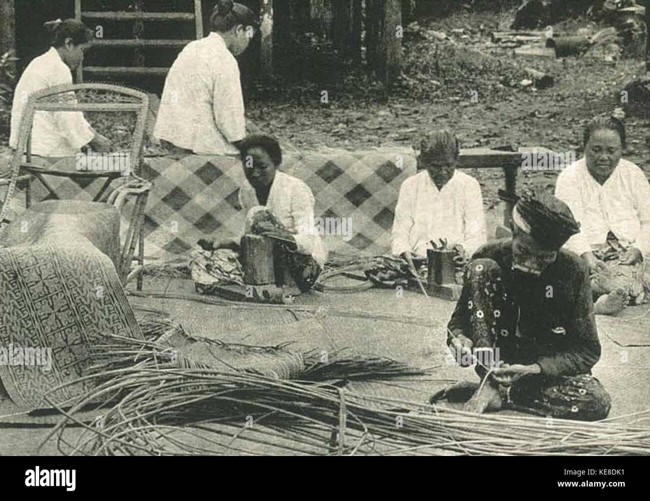 Ratan work in Borneo, Wanita di Indonesia p95 (Kon Paketvaart Mij Stock ...