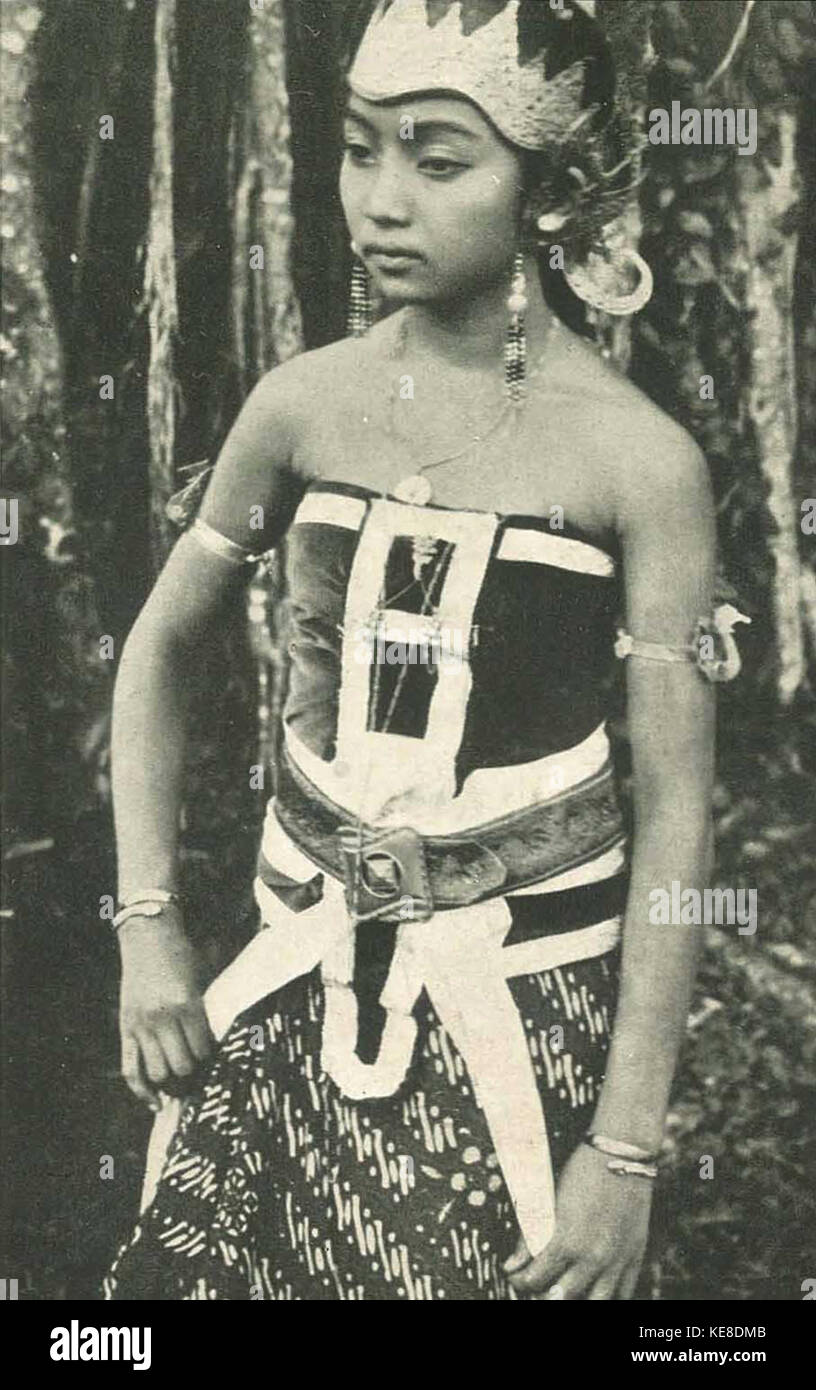 A traditional Wayang Wong dancer captured in an image from 'Wanita di ...