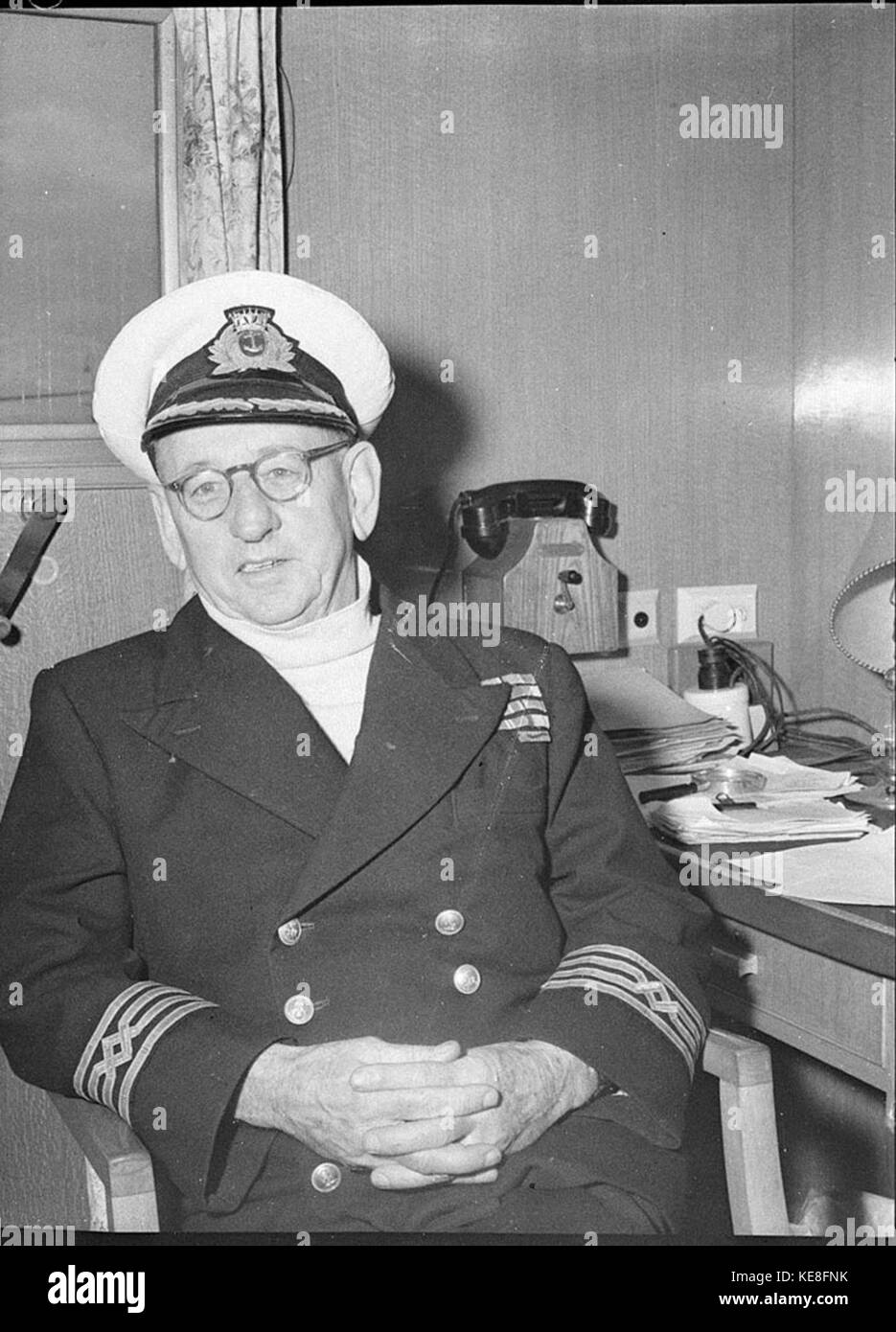 Ship captain early 1900s hi-res stock photography and images - Alamy