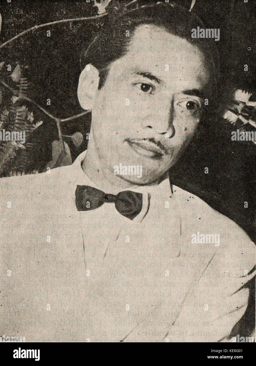 Mustari, Sejarah Hidup RA Titien Sumarni, p42 Stock Photo - Alamy