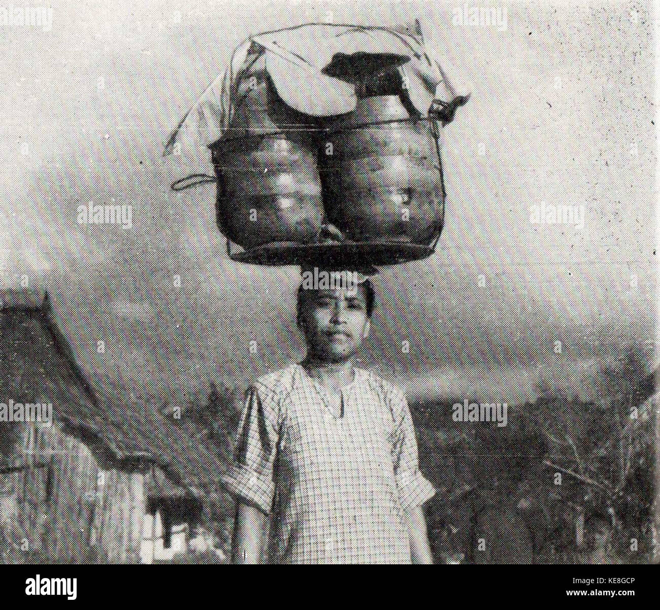 Woman selling earthernware, Kami Memperkenalkan Maluku dan Irian Barat ...