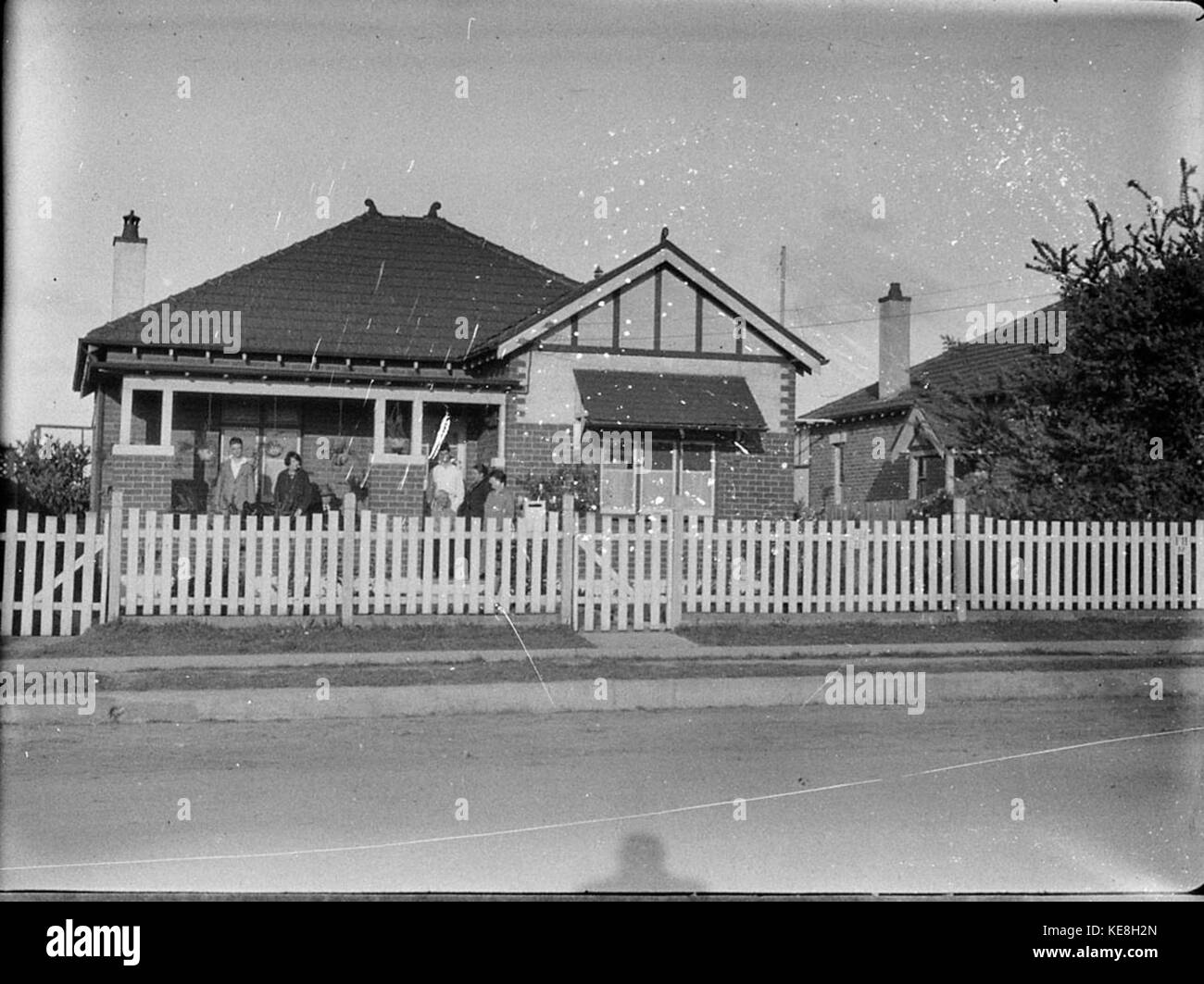 35273 Suburban house Stock Photo - Alamy