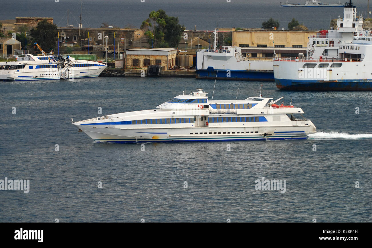 Jetfoil boat hi-res stock photography and images - Alamy