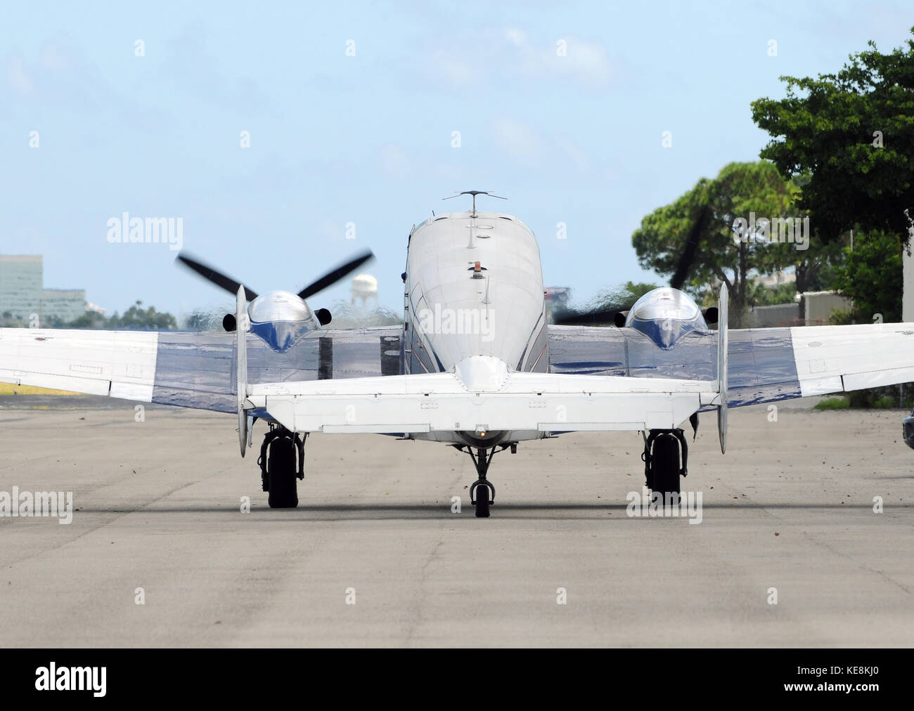 Classic turboprop airplane with running engines Stock Photo - Alamy