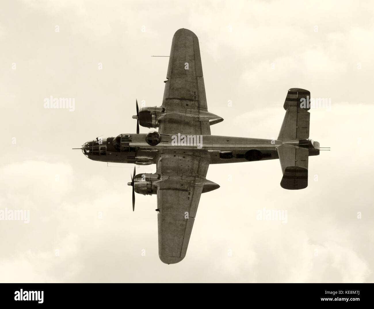 World war ii era b 25 hi-res stock photography and images - Alamy