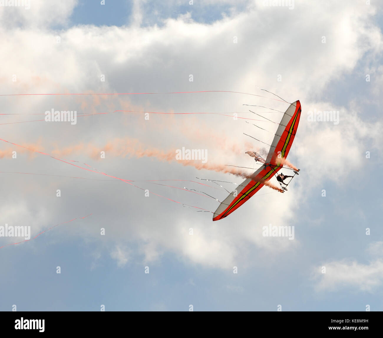 Delta shaped glider soaring in the sky Stock Photo - Alamy