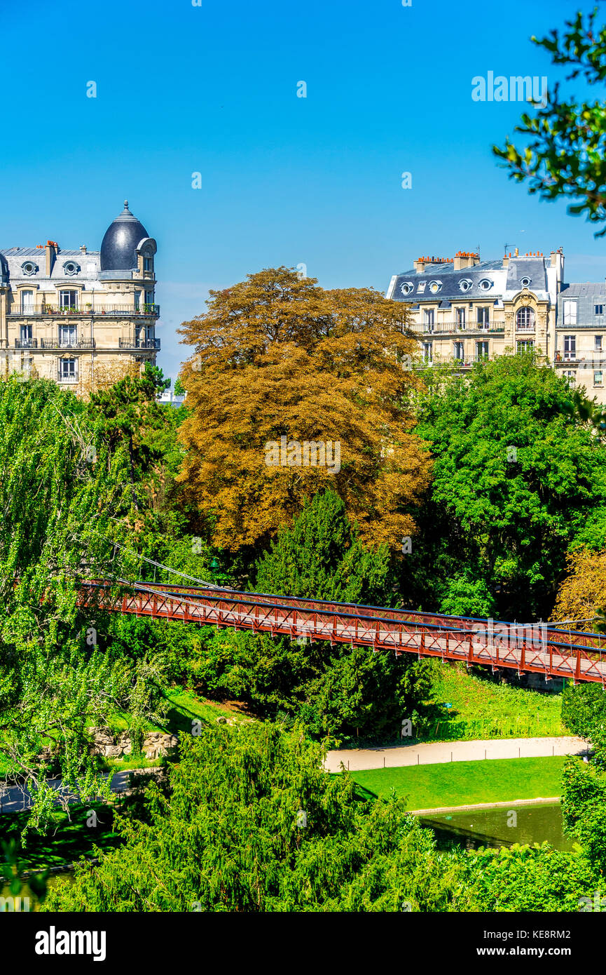 Buttes-Chaumont Park in Paris Stock Photo - Alamy