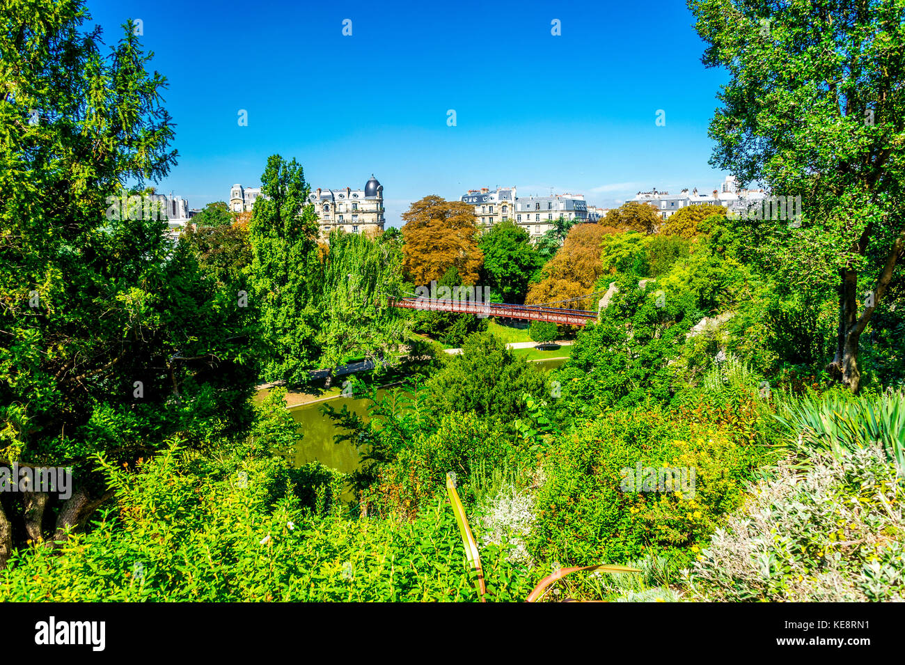 Buttes-Chaumont Park in Paris Stock Photo - Alamy