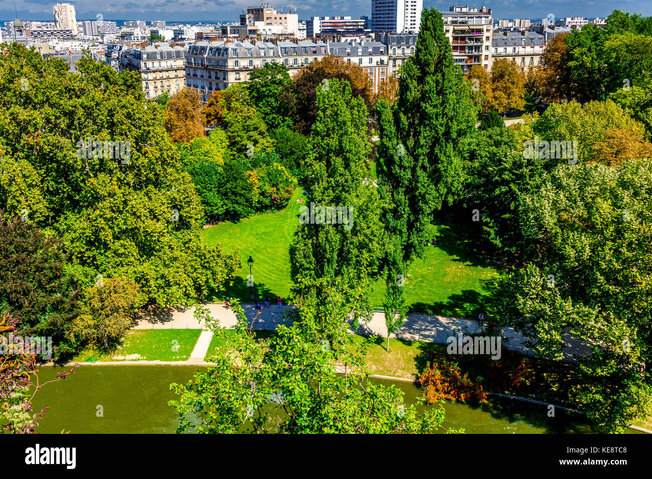 Buttes-Chaumont Park in Paris Stock Photo - Alamy