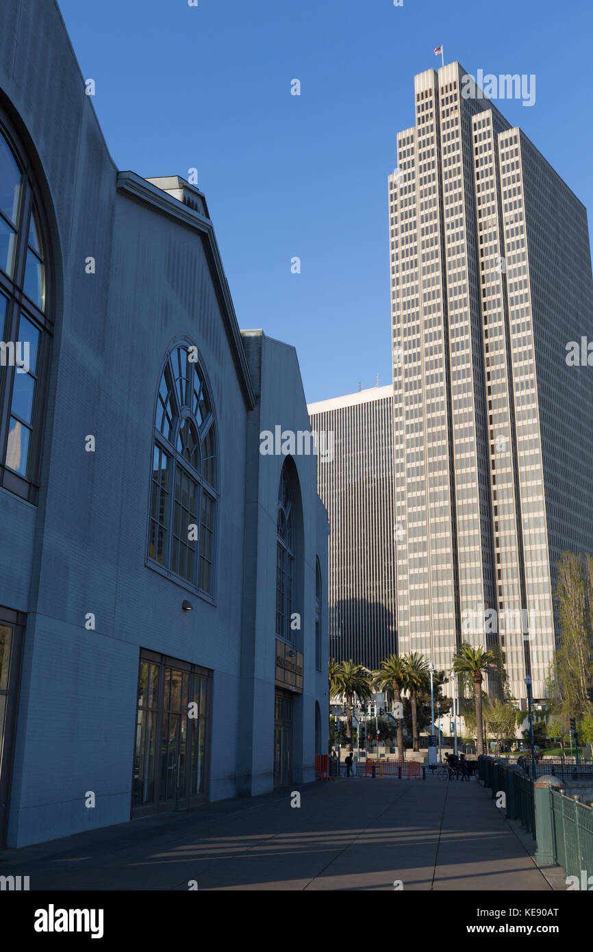 Ferry Building Pier 1 San Francisco, California USA Stock Photo - Alamy