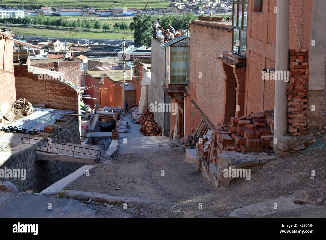 Architecture around labrang monastery hi-res stock photography and ...