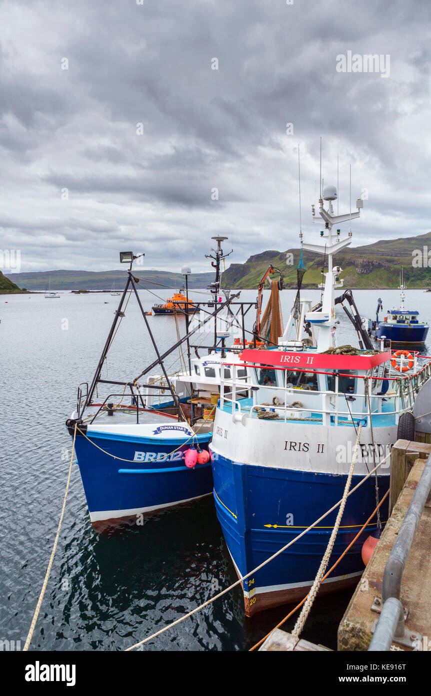 Fishing boats in the harbour at Portree, Isle of Skye, Highland ...