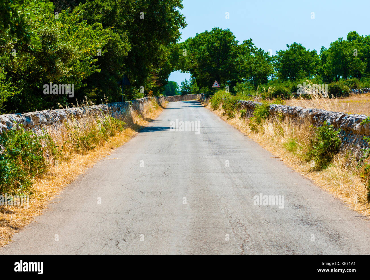 Mediterranean landscape in Murgia, Apulia - Italy Stock Photo - Alamy