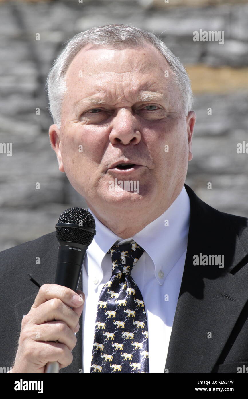 Georgia governor hi-res stock photography and images - Alamy
