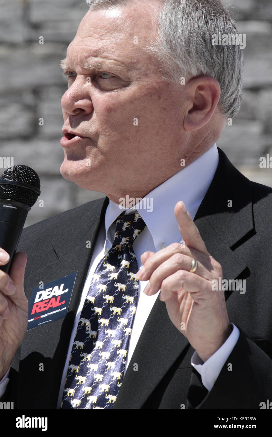 Georgia governor hi-res stock photography and images - Alamy