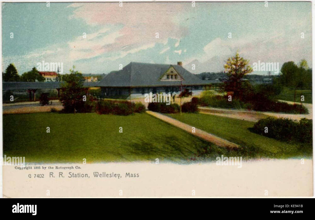 Wellesley station 1905 postcard Stock Photo - Alamy