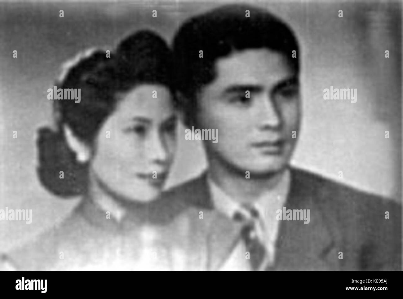 Rong Yiren and Yang Jianqing Stock Photo - Alamy