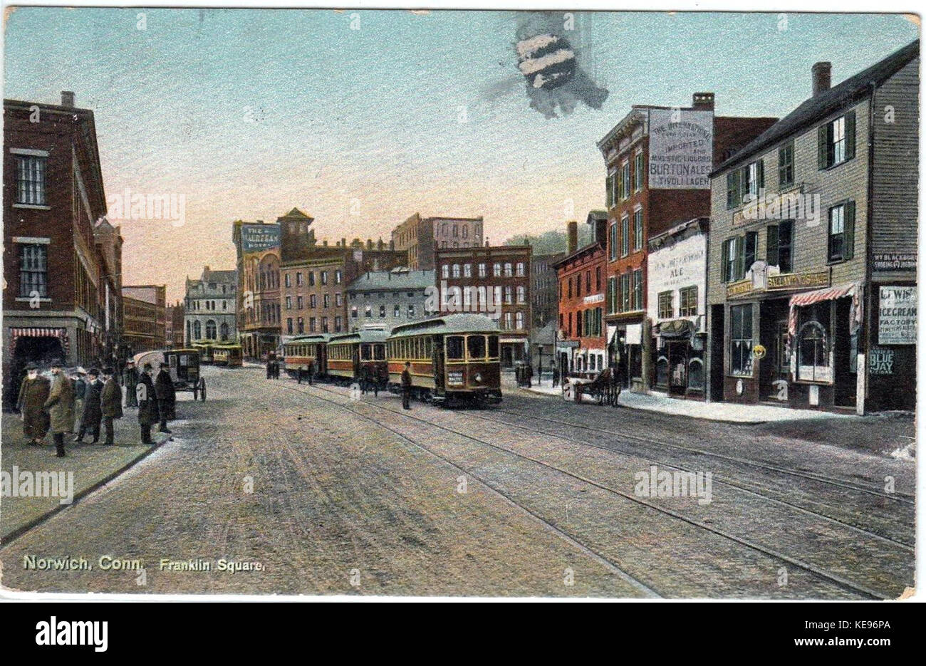 Trolleys in Franklin Square, Norwich, 1909 postcard Stock Photo - Alamy