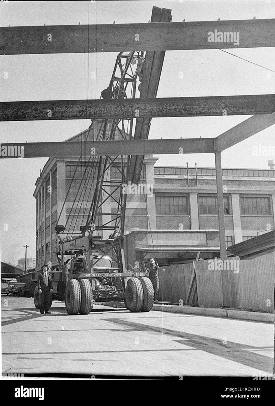 Construction work darling harbour hi-res stock photography and images ...
