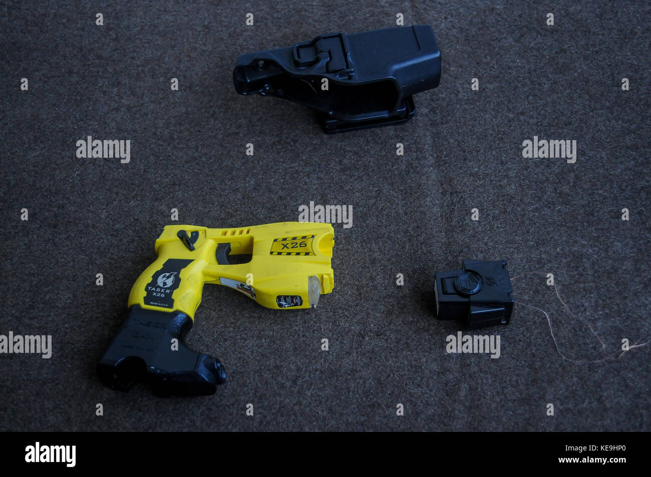 View of an electric shocker, Tazer X26 Stock Photo - Alamy