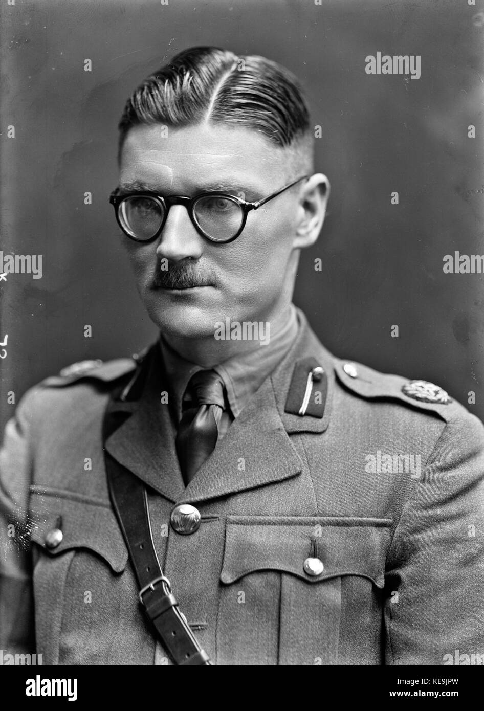 Hugo McNeill, head and shoulders portrait (27183558122 Stock Photo - Alamy