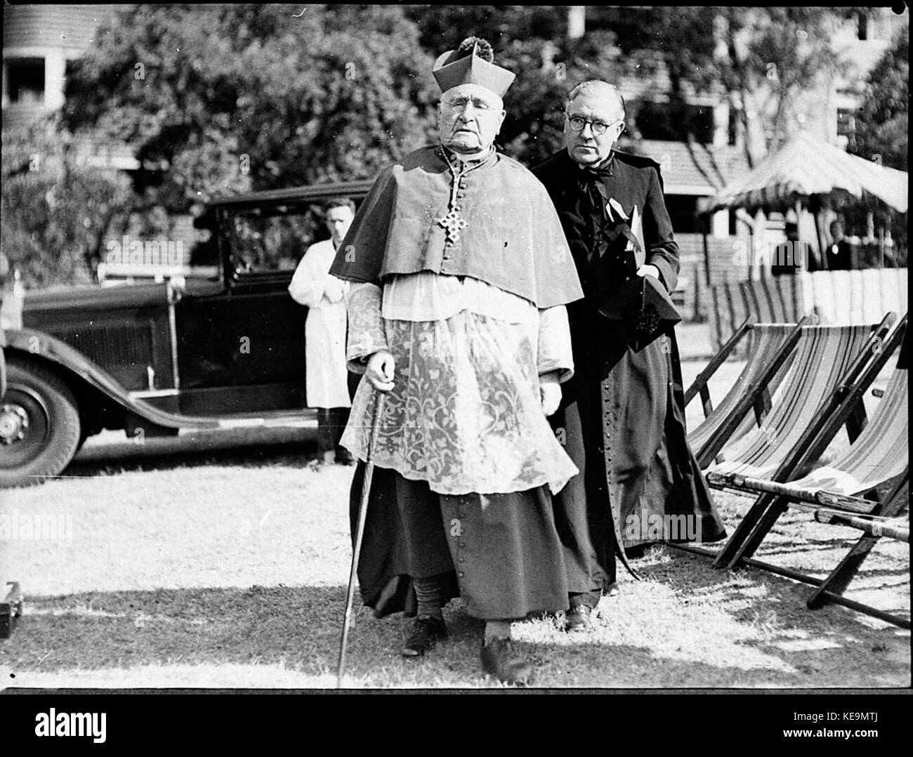 Archbishop kelly hi-res stock photography and images - Alamy