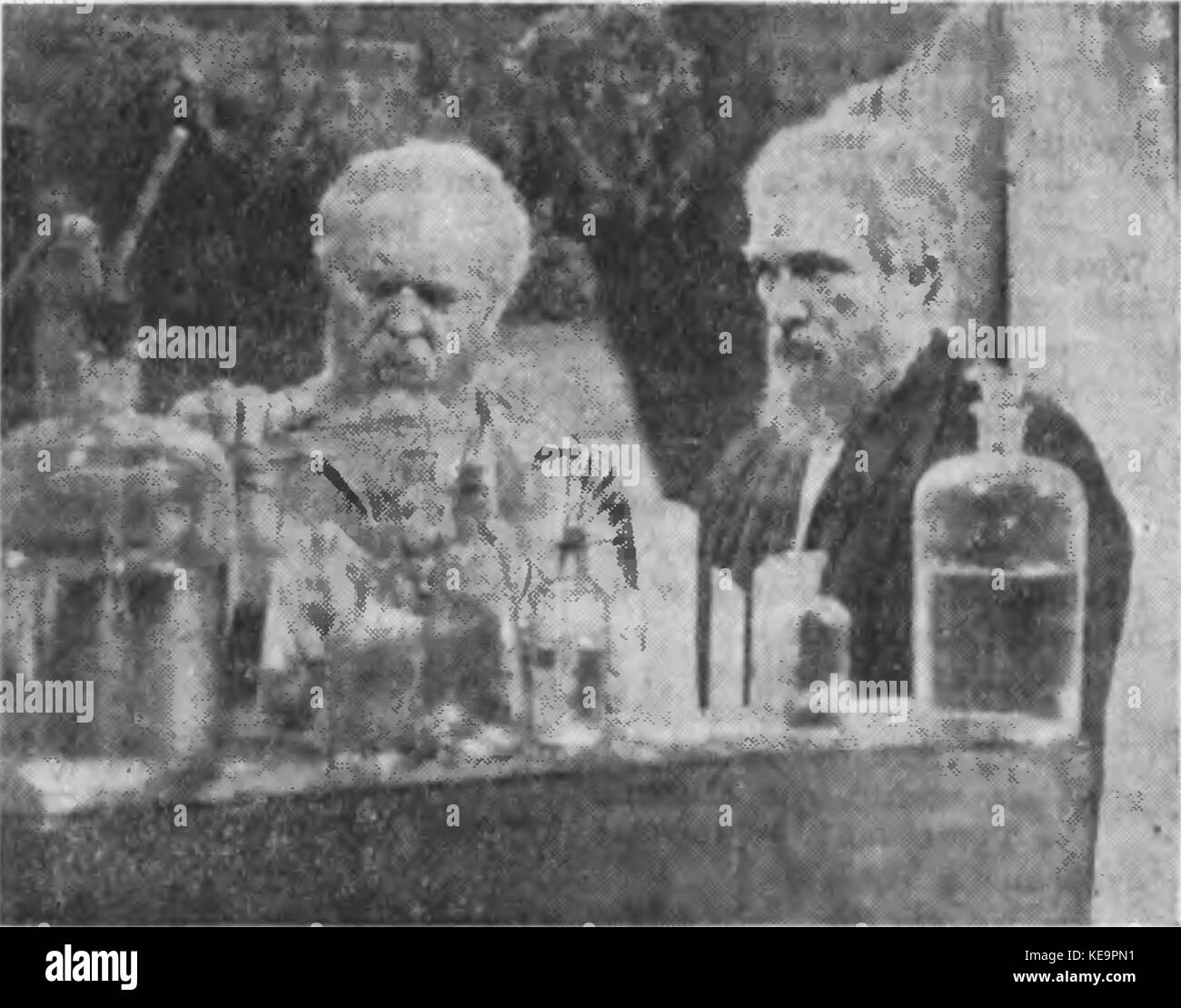 'Profesor Wilczur Obrazek T. 1 Str. 114' is an illustration from the ...