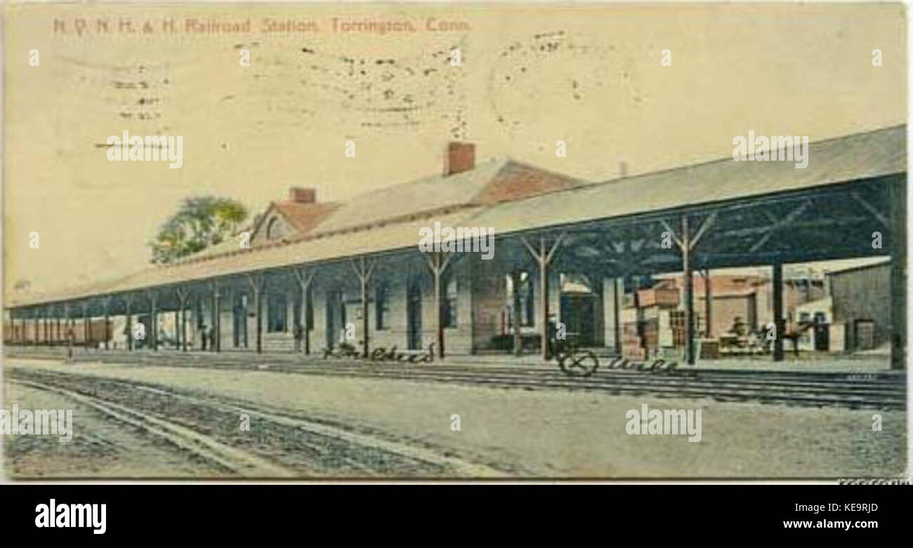 Torrington station hi-res stock photography and images - Alamy
