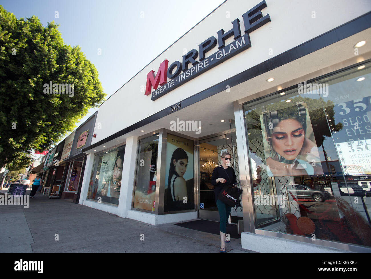 Morphe store hi-res stock photography and images - Alamy