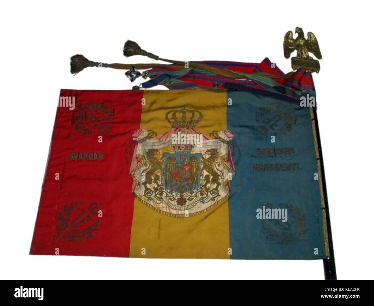 This refers to the battle flag of the 9th Infantry Regiment during the ...