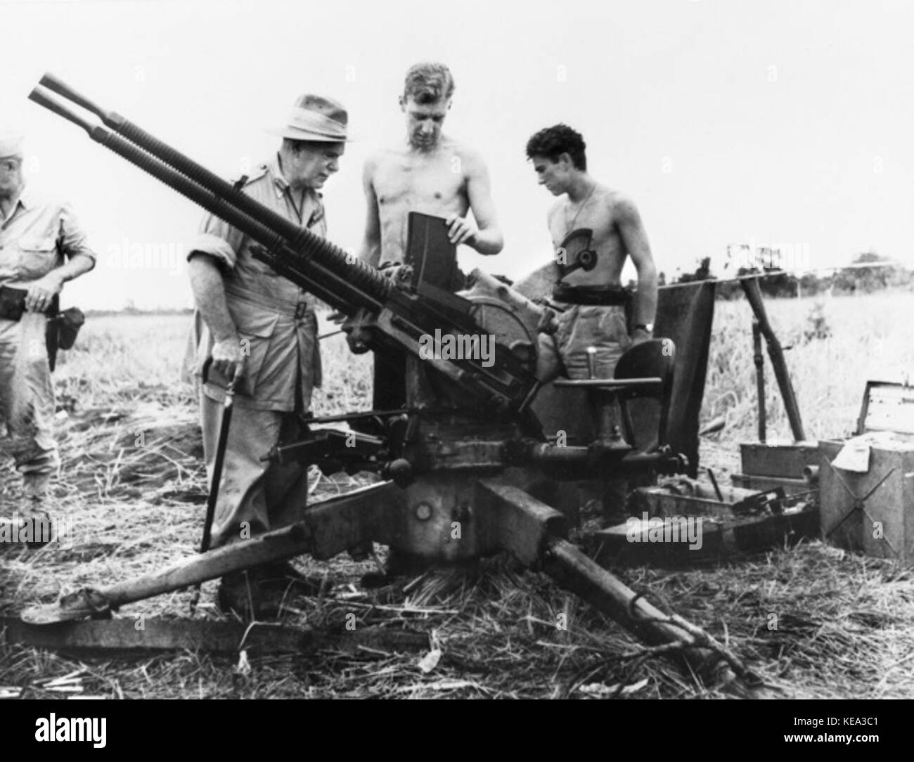 Japanese anti aircraft gun hi-res stock photography and images - Alamy