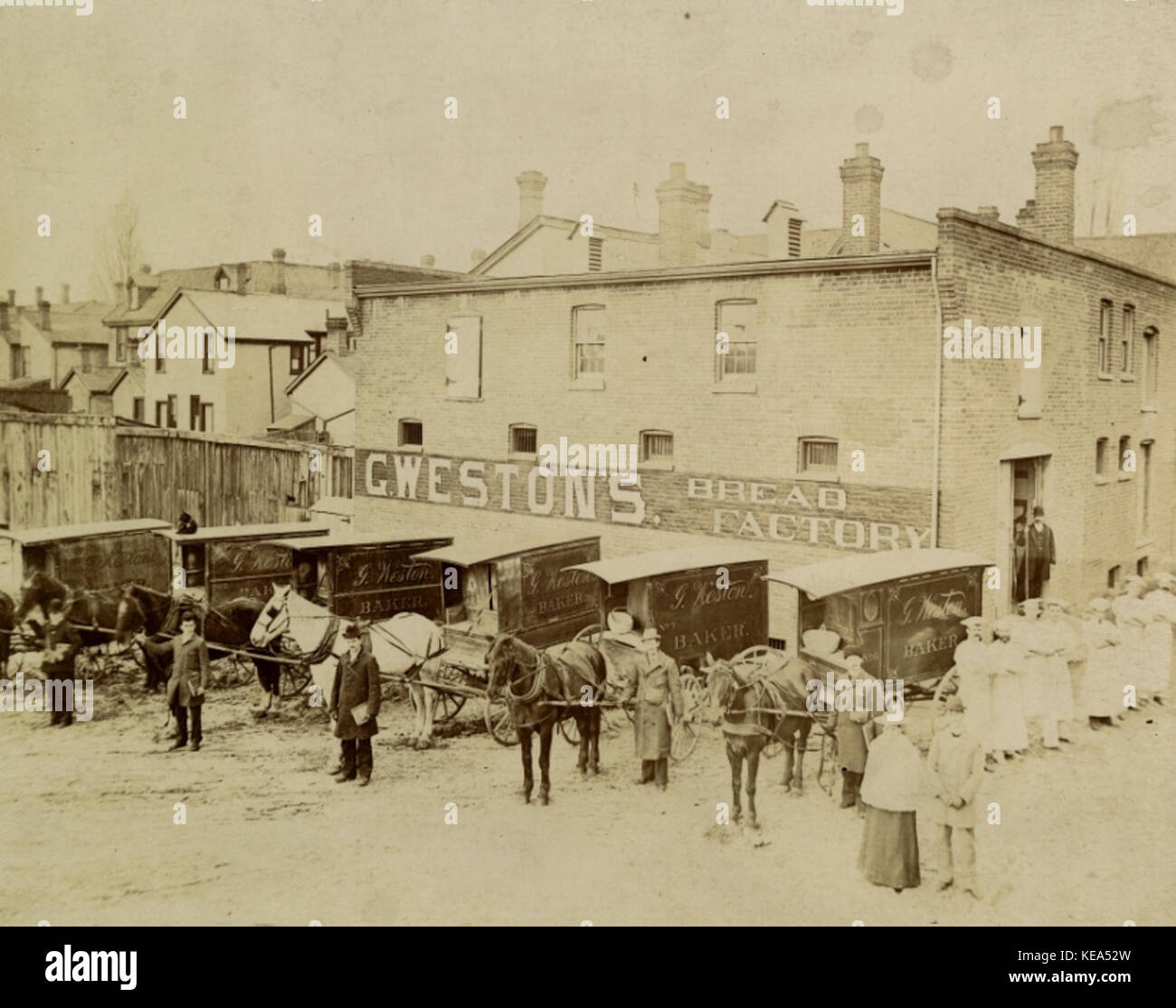 Sullivan street hi-res stock photography and images - Alamy
