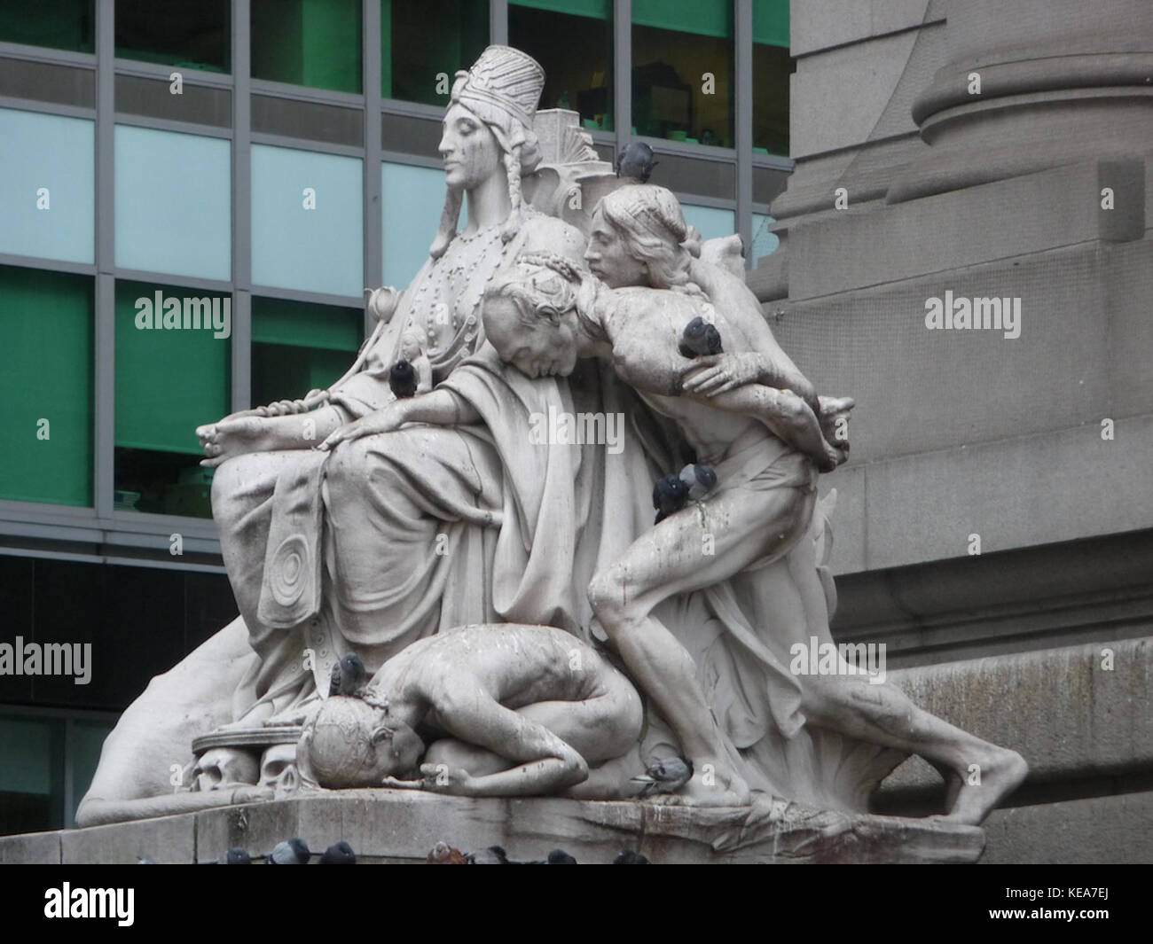 Statue outside Old Customs House Stock Photo - Alamy