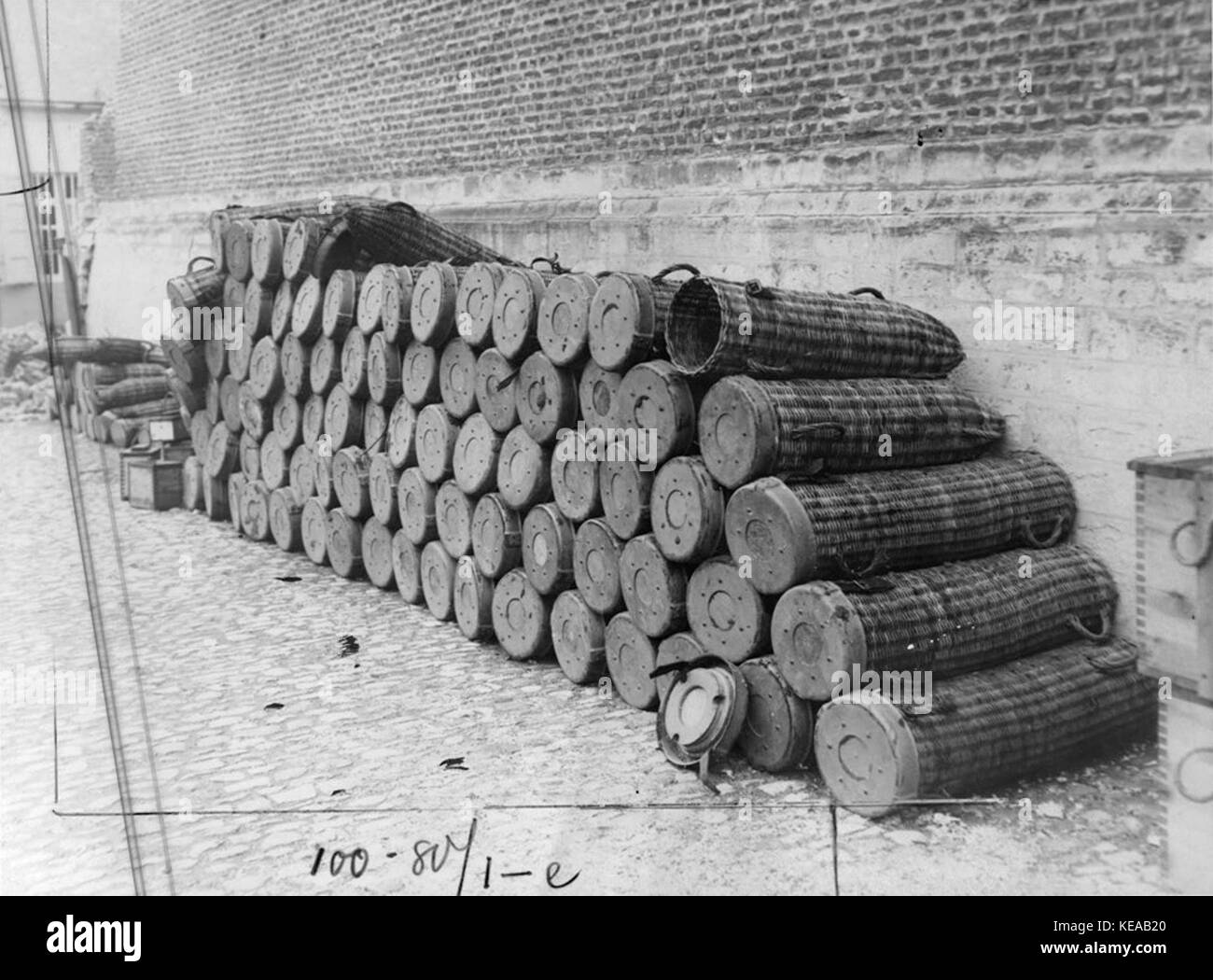 Heavy Shells High Resolution Stock Photography and Images - Alamy