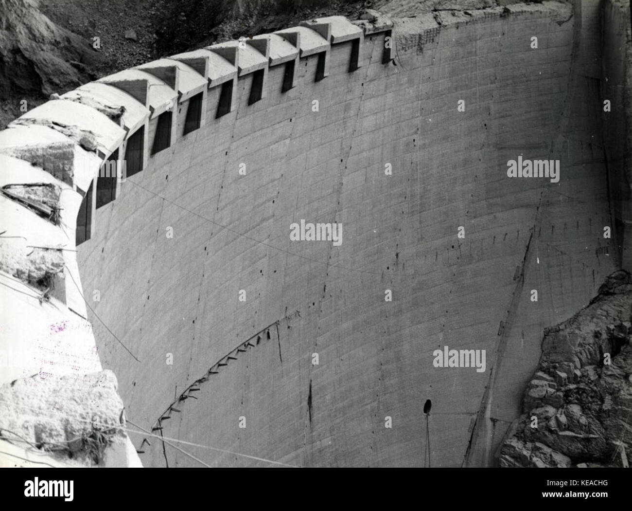 Vajont dam hi-res stock photography and images - Alamy