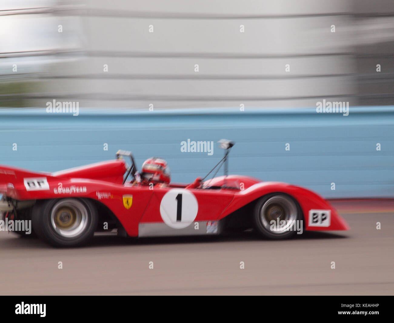 Vintage race cars on road course hi-res stock photography and images ...