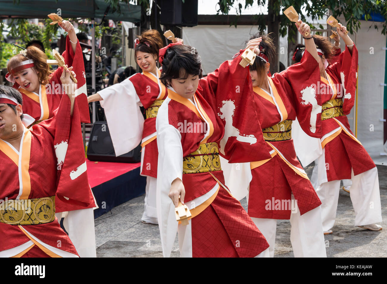 Matsuri festival and japan and dancers hi-res stock photography and ...