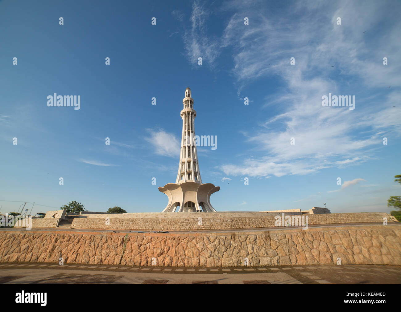 Minar e pakistan hi-res stock photography and images - Alamy