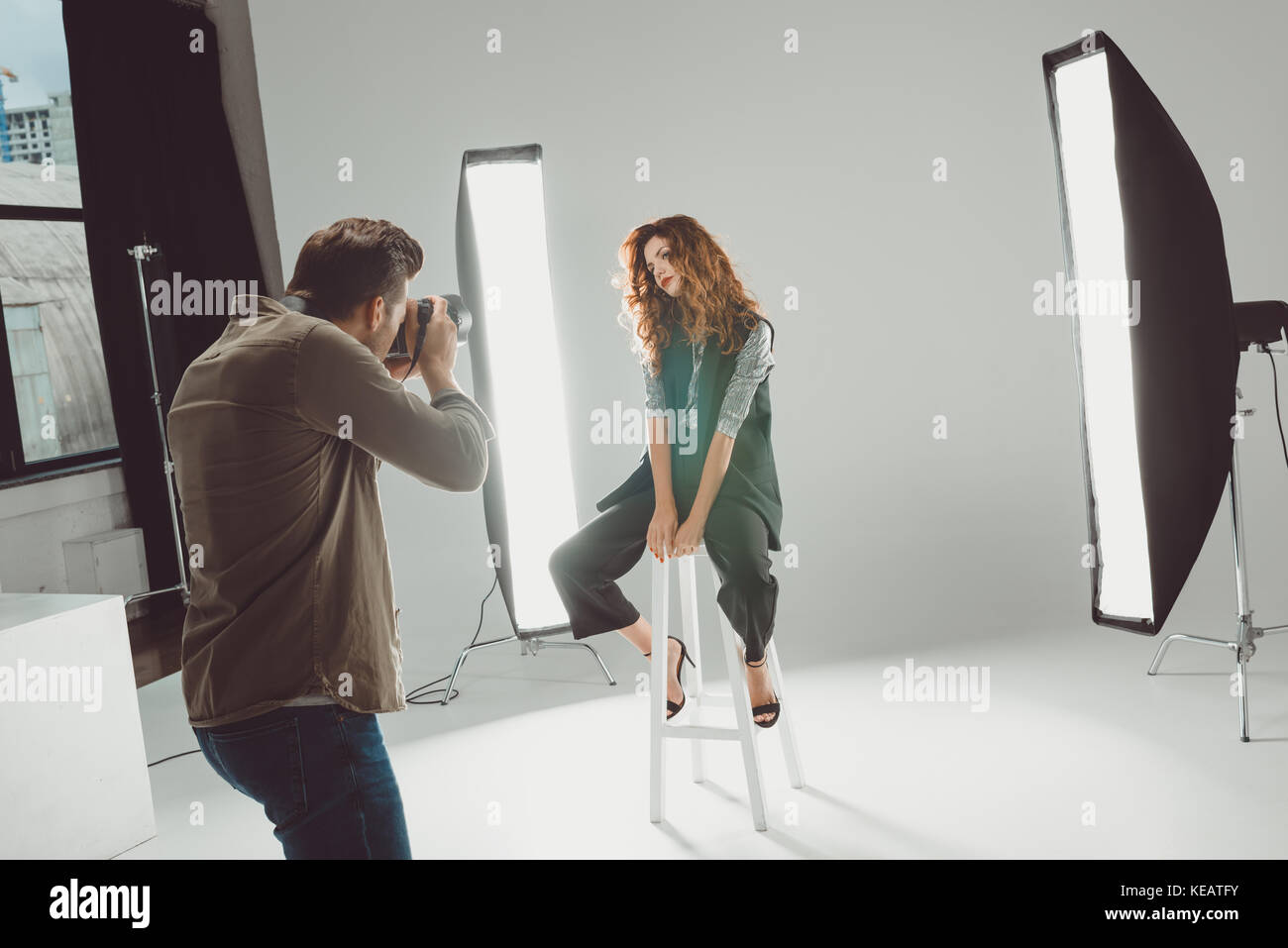Professional photo shoot hi-res stock photography and images - Alamy