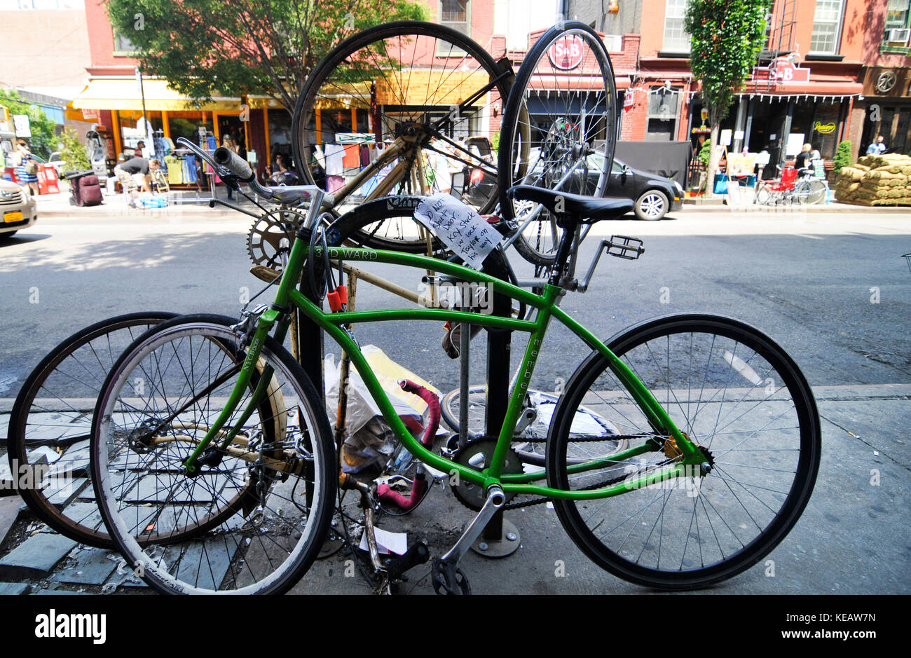 Up cycles hi-res stock photography and images - Alamy