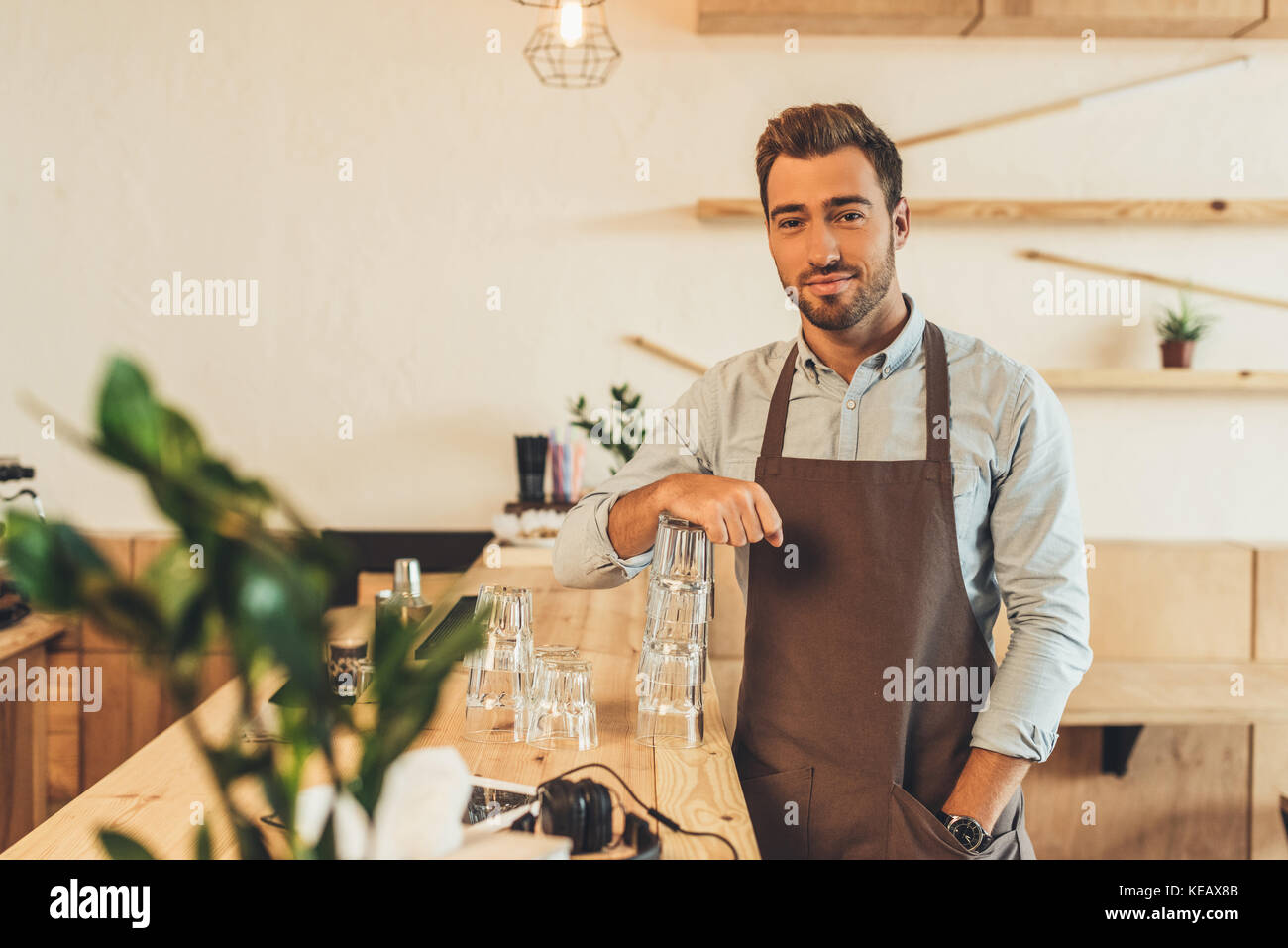 Work counter hi-res stock photography and images - Alamy