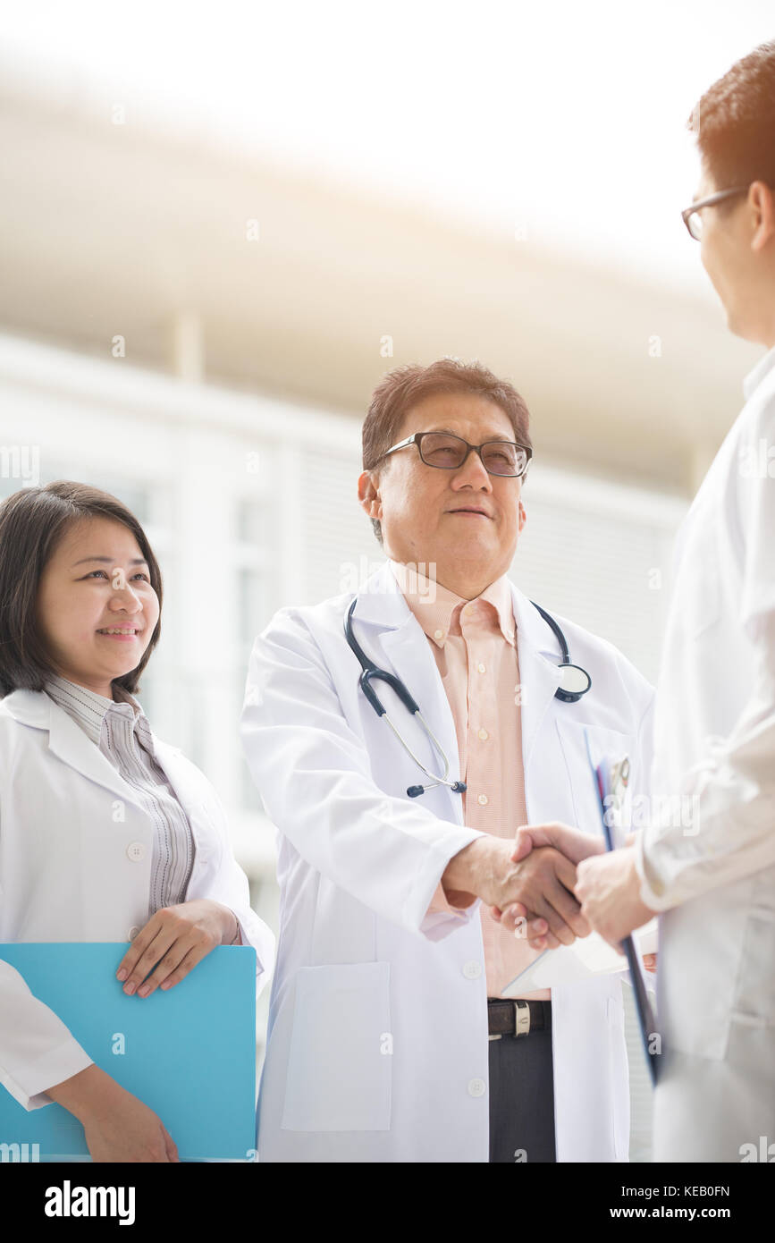 asian medical team outdoor Stock Photo - Alamy