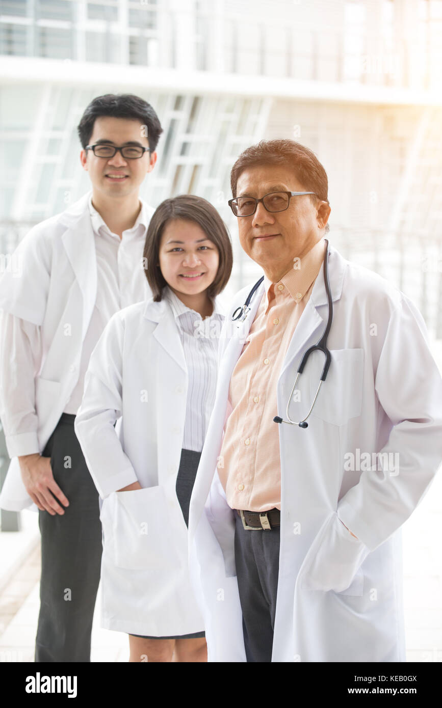 asian medical team outdoor Stock Photo - Alamy