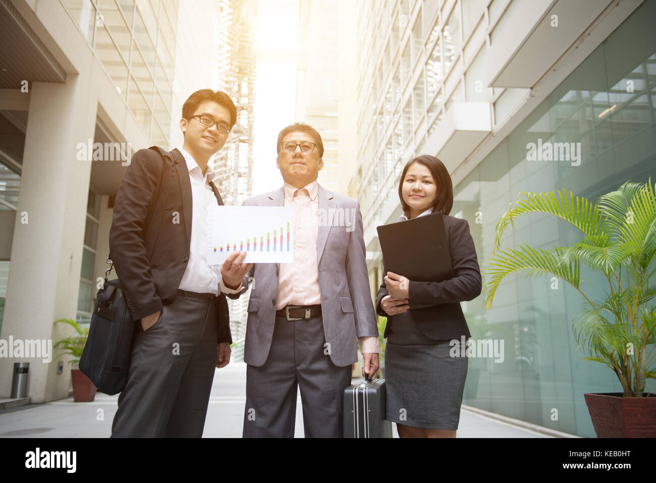 asian business team Stock Photo - Alamy